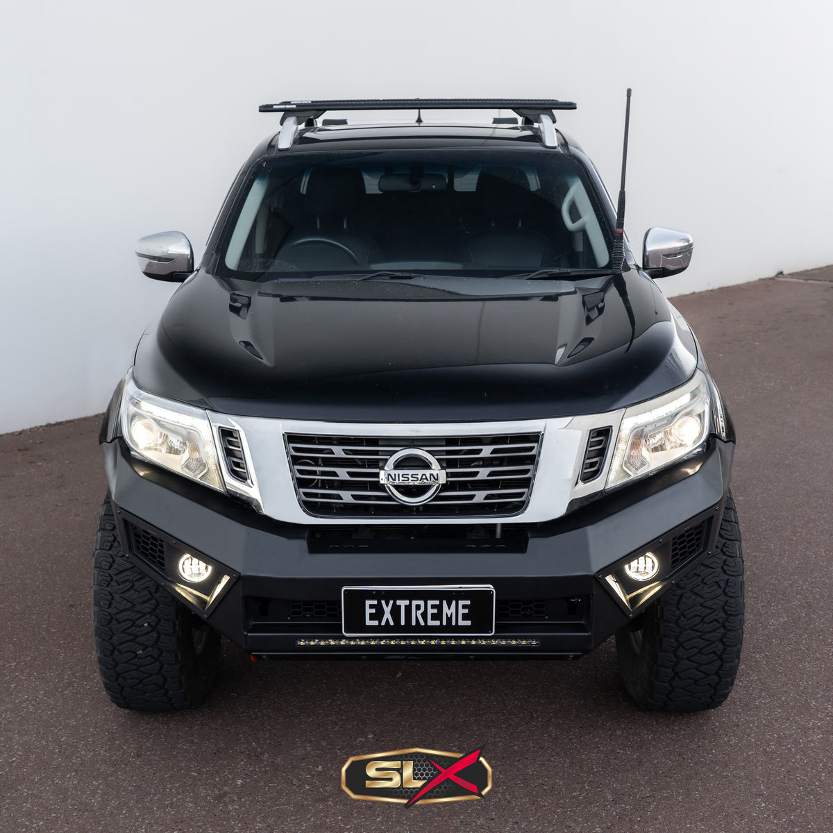 SUITS NISSAN NAVARA NP300 BLACK POWDER COAT- EXTREME SERIES BULLBAR- G ...