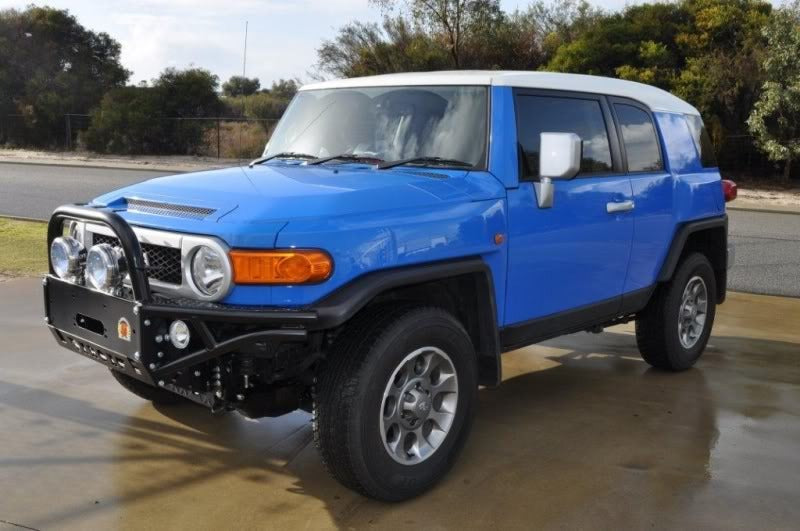 XROX BULLBAR - TOYOTA FJ CRUISER ( 03/2011- ON ) – SLX 4x4
